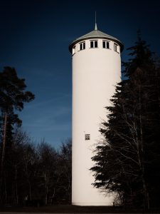Sonnenuntergang am alten Wasserturm in Jettingen – 2linsen.de